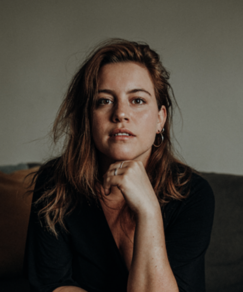 Pisser debout sans lever sa jupe - Théâtre Périscope